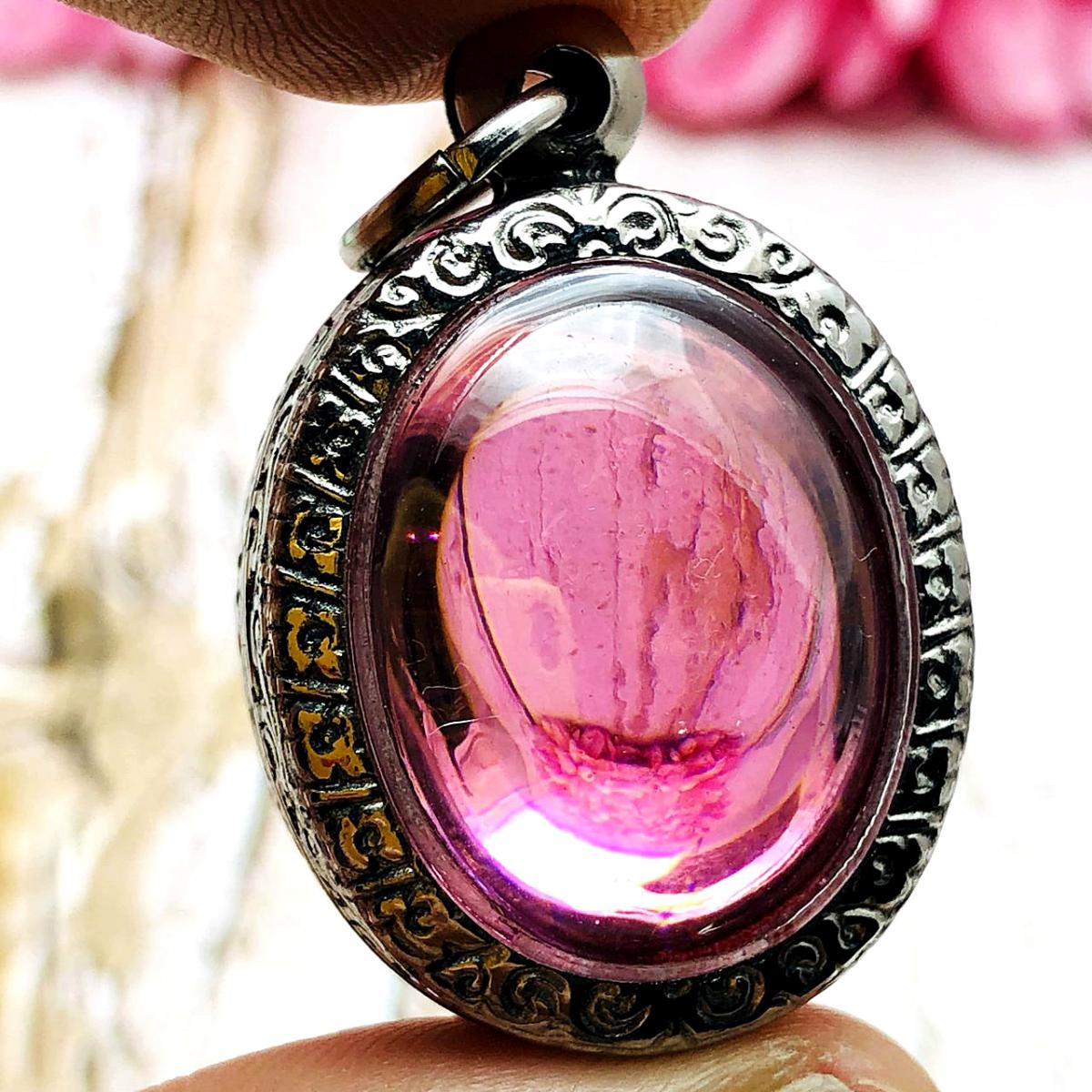CRYSTAL GEMS HOLY CAVE STONE NAGA EYE LEKLAI THAI AMULET LOVE PINK ROSE ...