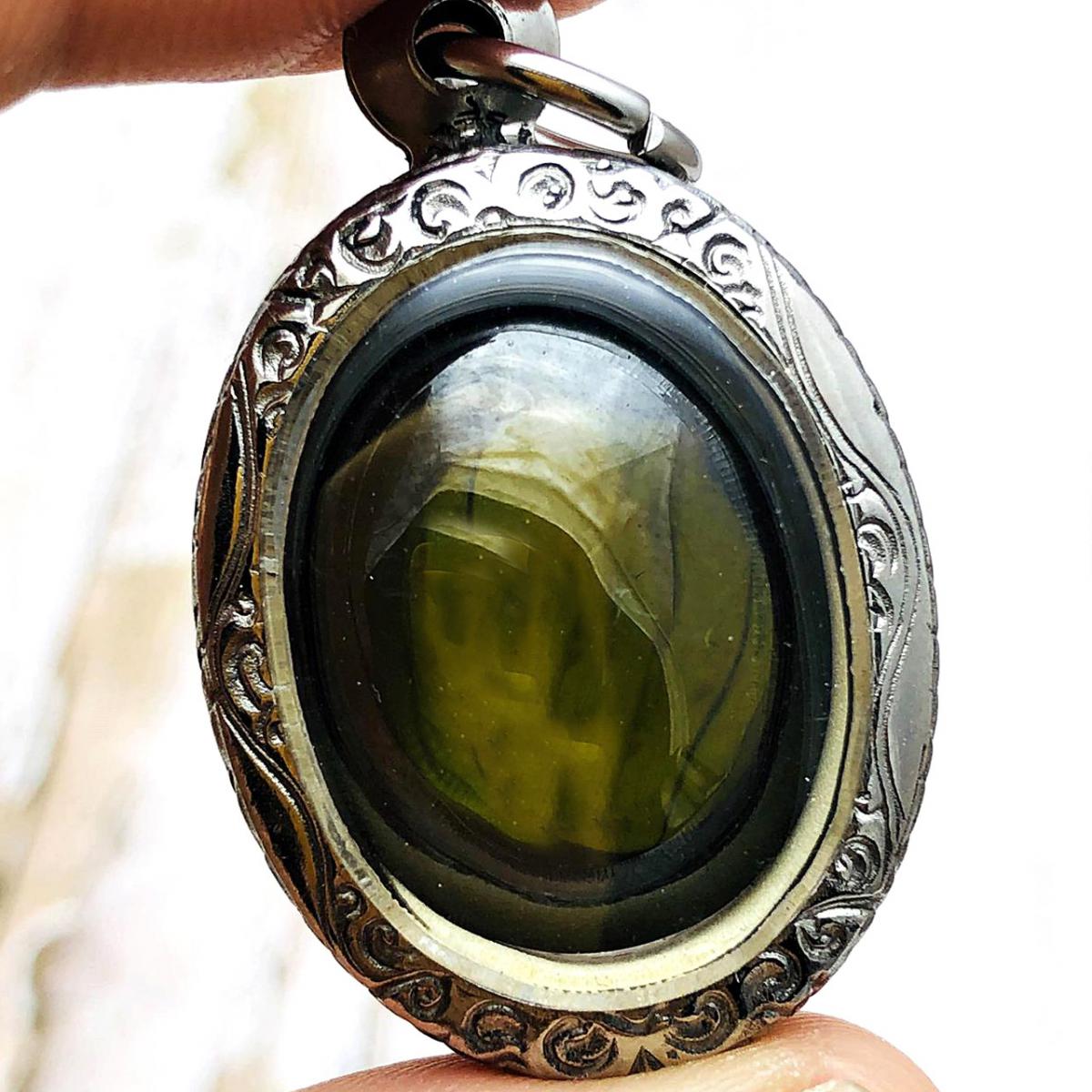 HEALING CRYSTAL STONE NAGA EYE LEKLAI TOFFY THAI AMULET WIZARDRY DARK ...
