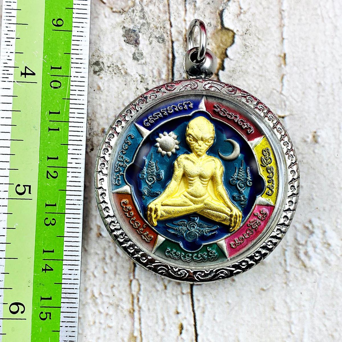 Universe Power Medal Mongkol Chakaval Alien Ufo Lp Lek Be2563 Thai ...
