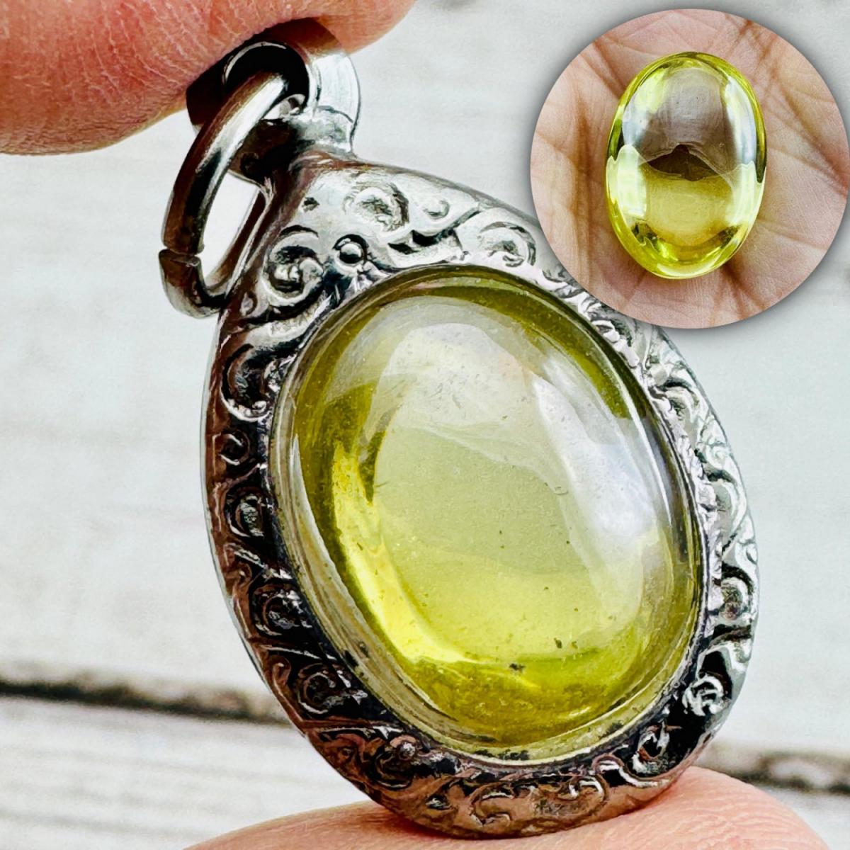 Leklai Naga Eye Crystal Magic Lucky Stone Oval Rich Win Green Thai ...